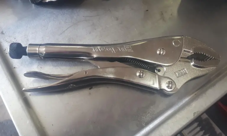 Drill Bit Stuck In Black And Decker Keyless Chuck - How To Remove?